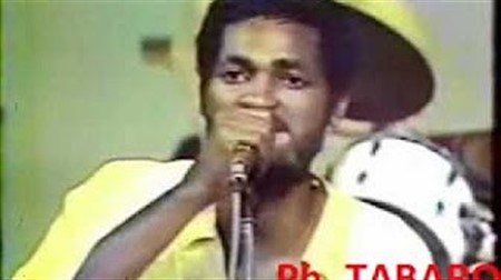 Biographie d'Emile Soki Dianzenza - Kin kiesse